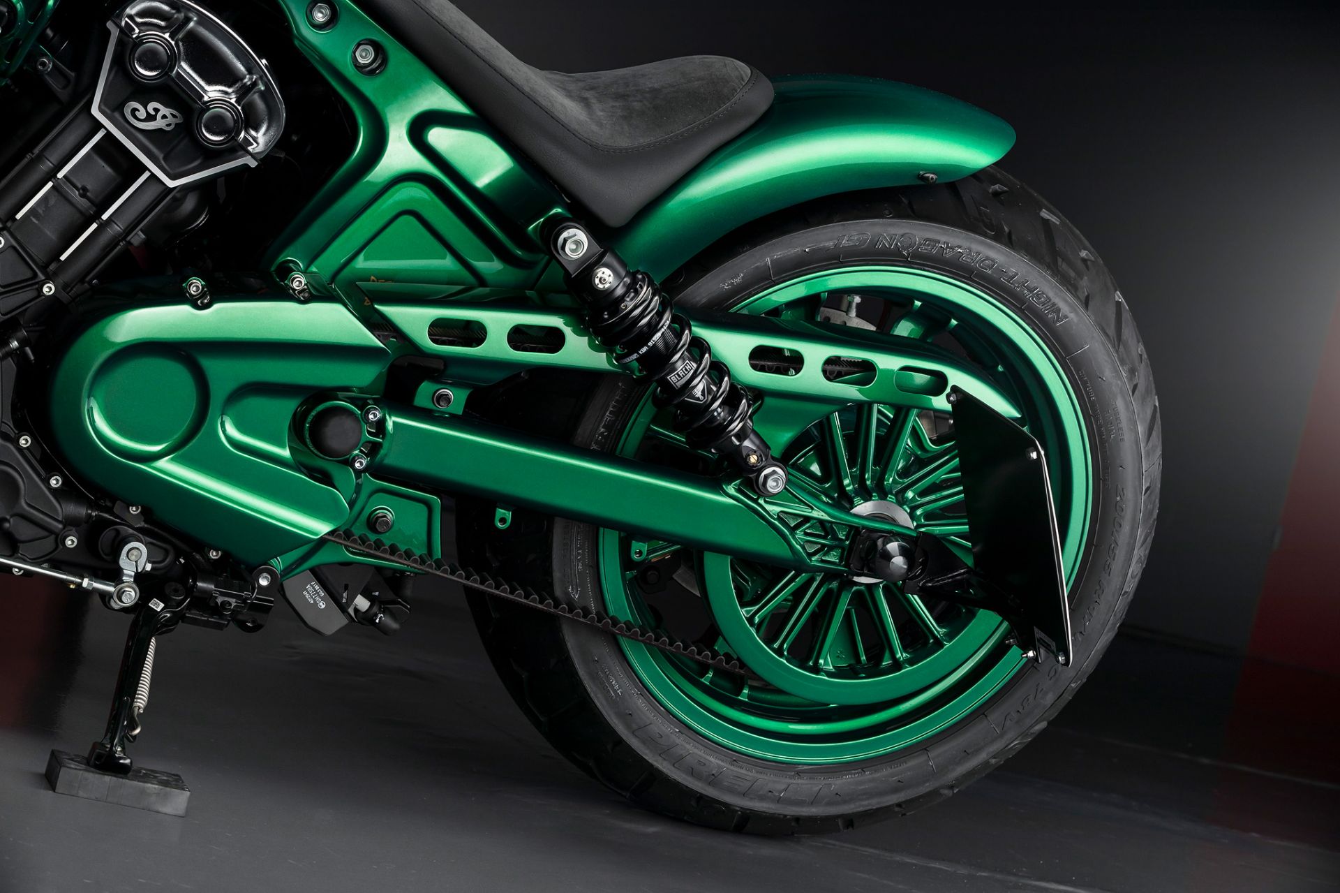 Scout Bobber Dragon Custom - Hollister's MotorCycles
